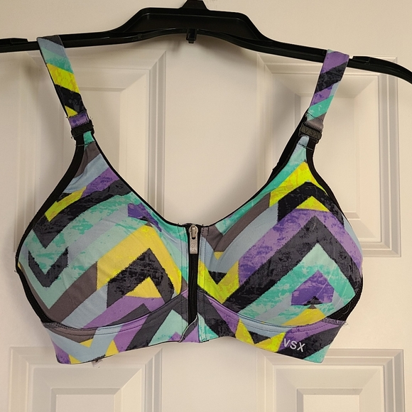 Vsx Intimates And Sleepwear Vsx Victorias Secret Front Clasp Sports